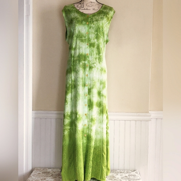 Sol | Dresses | Sol Embroidered Maxi Dress | Poshmark